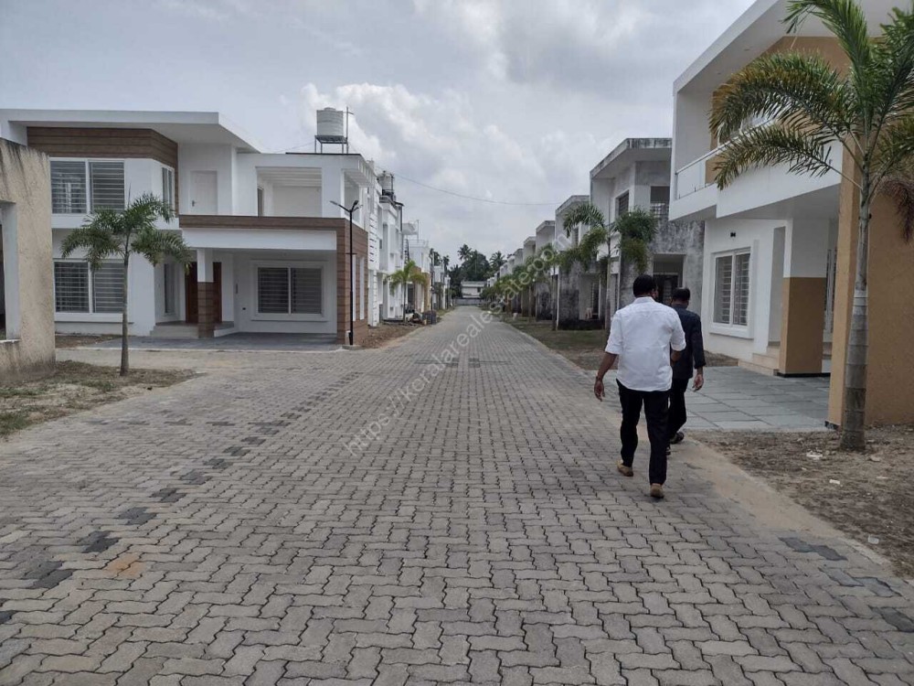 2700 sq ft Villa for Sale at Varappuzha - Kerala Real Estate